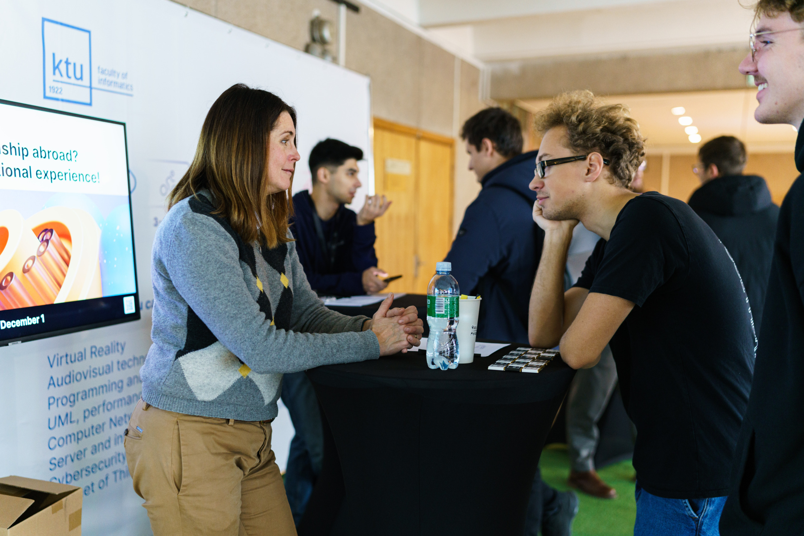 Kasmetinis Informatikos fakulteto renginys pakvietė studentus domėtis ...
